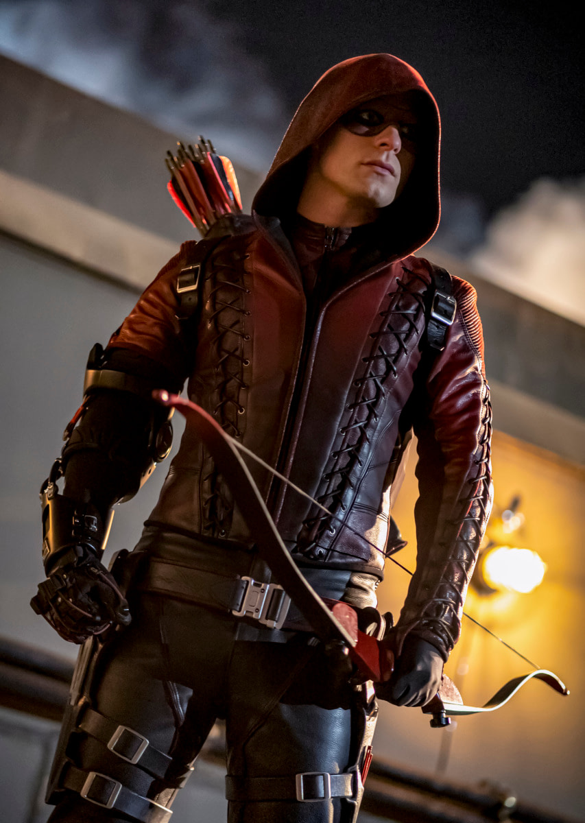 "Arrow" Finale: Stephen Amell Reflects on Series Audition, "Olicity" & More