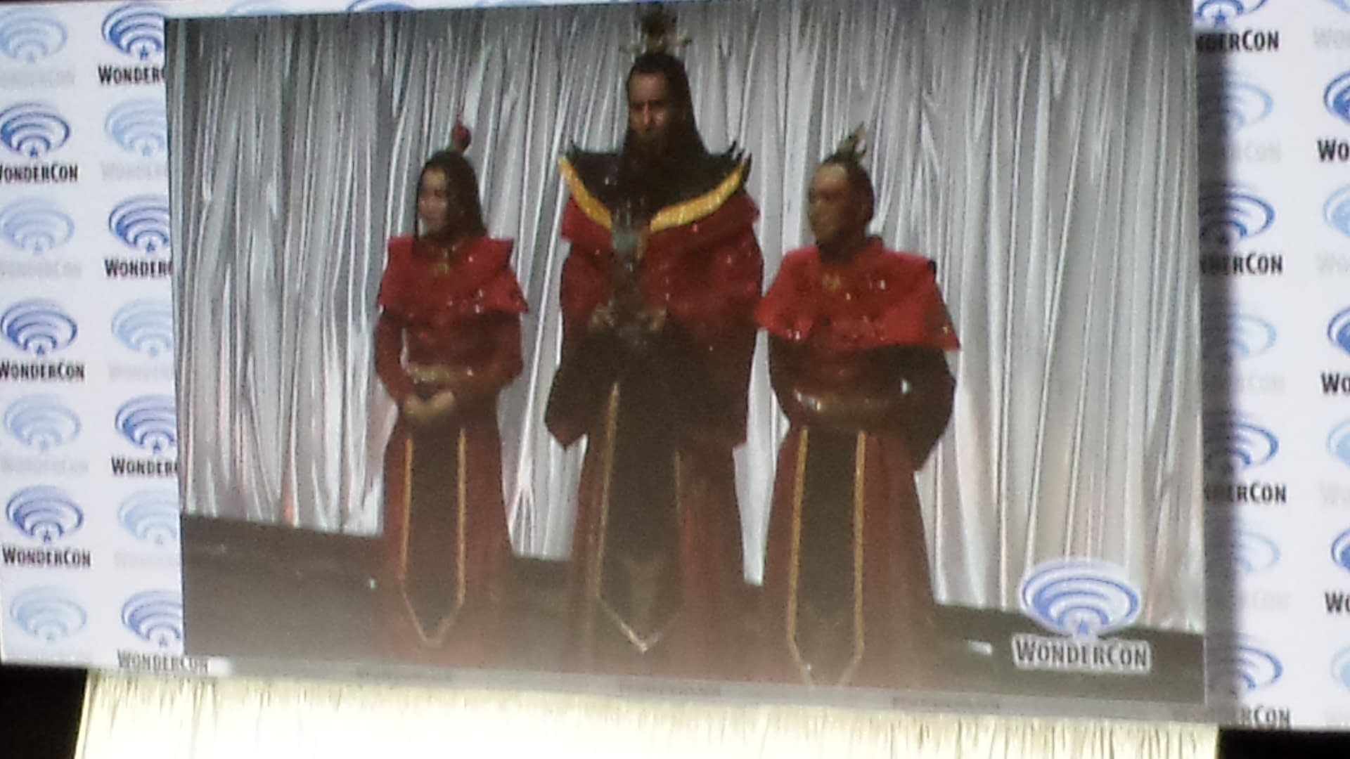 77 Cosplay Shots From The WonderCon Masquerade From The Audience And ...