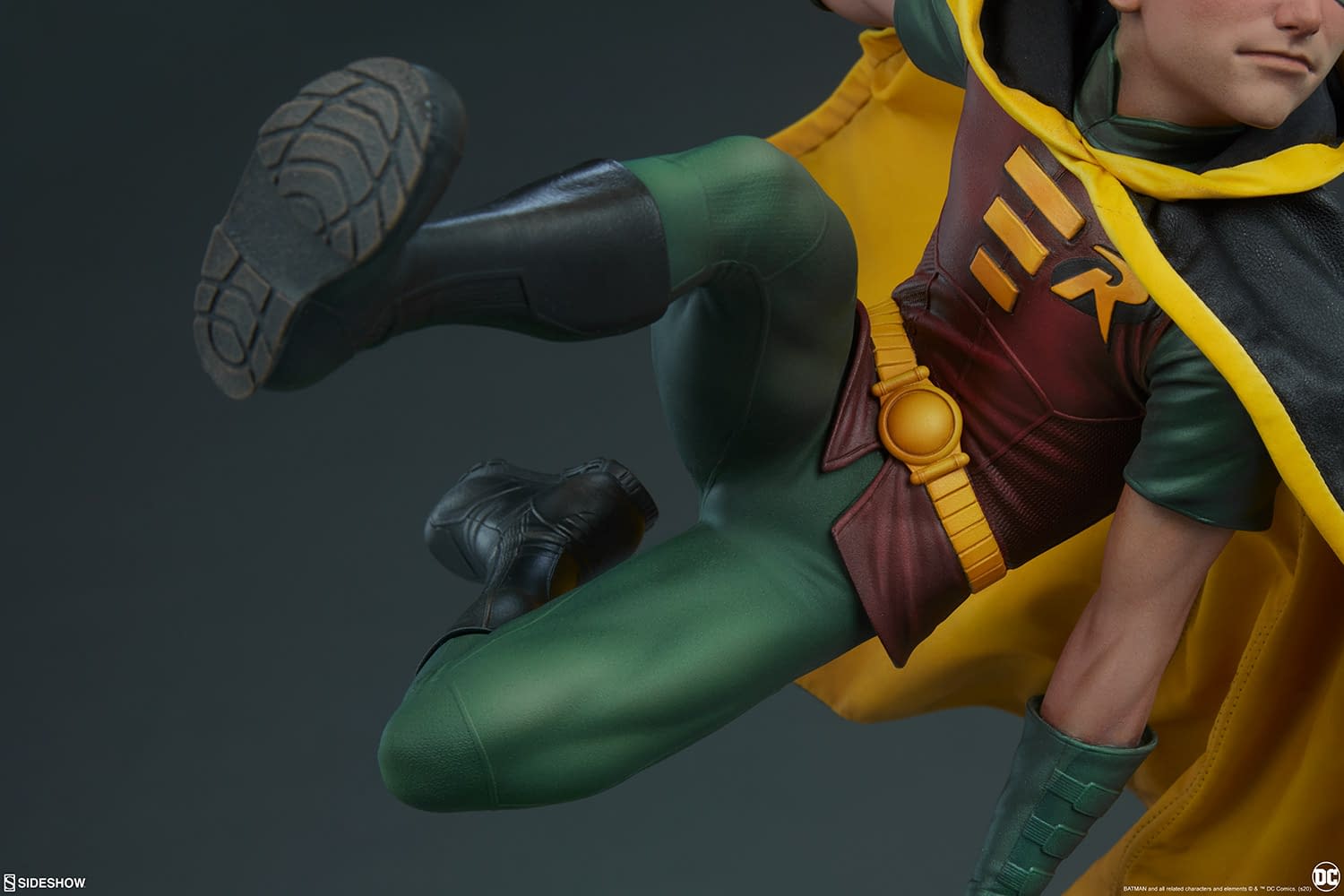Robin Statue Finally Gets Pre-Orders with Sideshow Collectibles