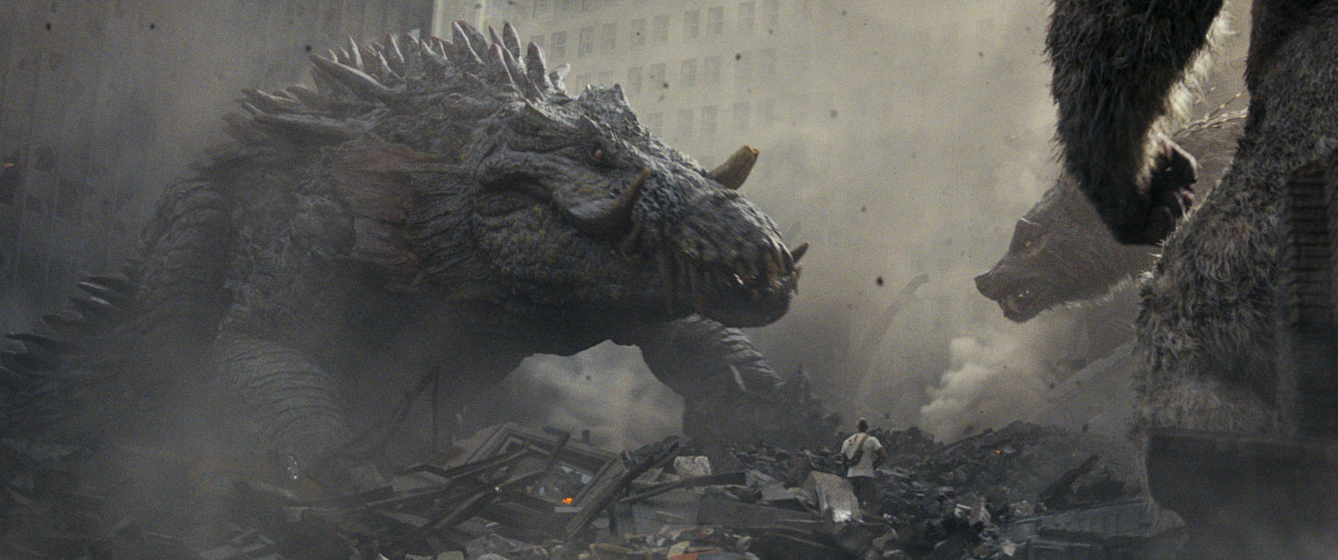 21 New Pictures from Rampage Show off the Monsters