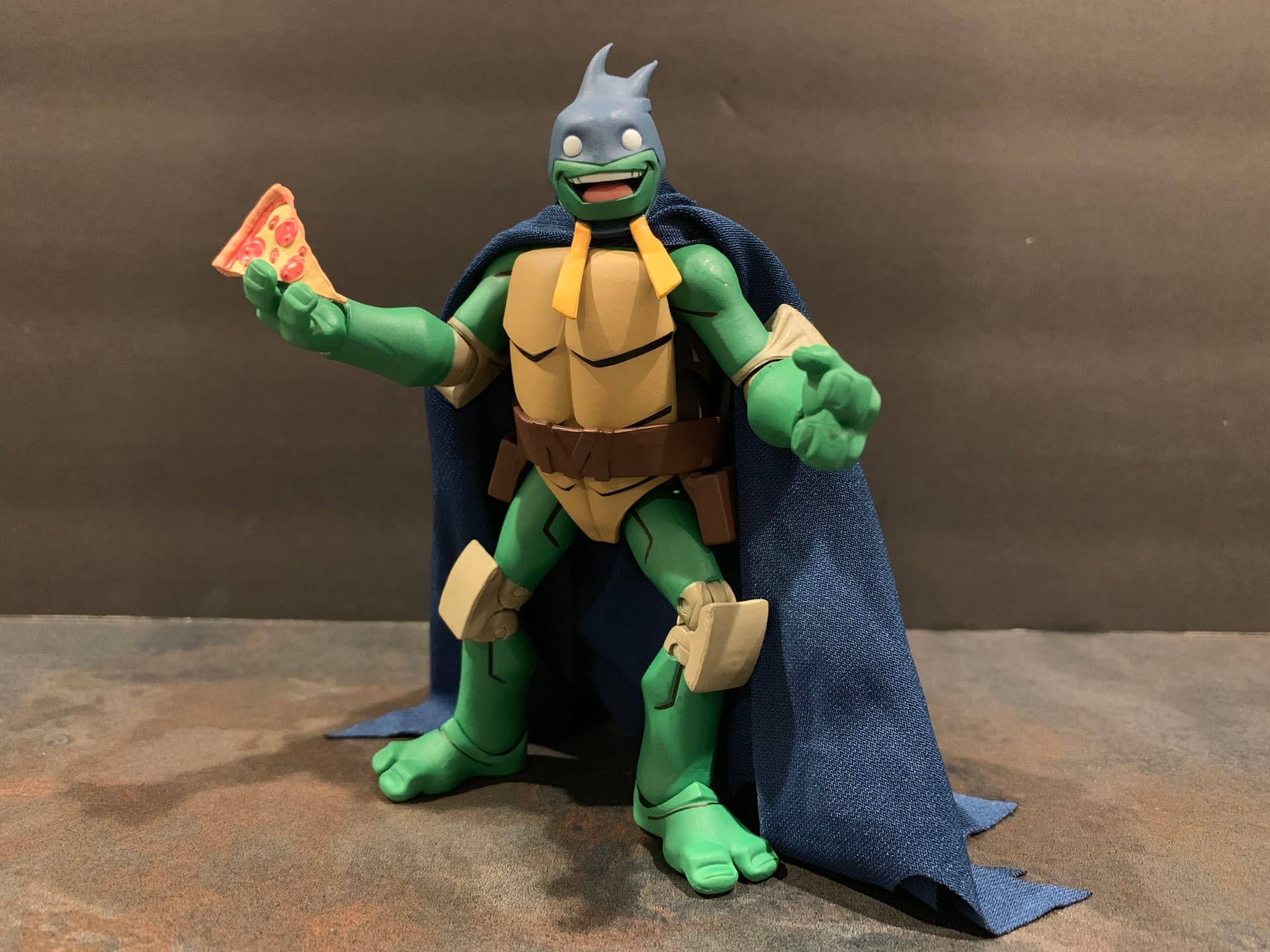 Batman/TMNT Figure Line Kicks Off From DC Collectibles