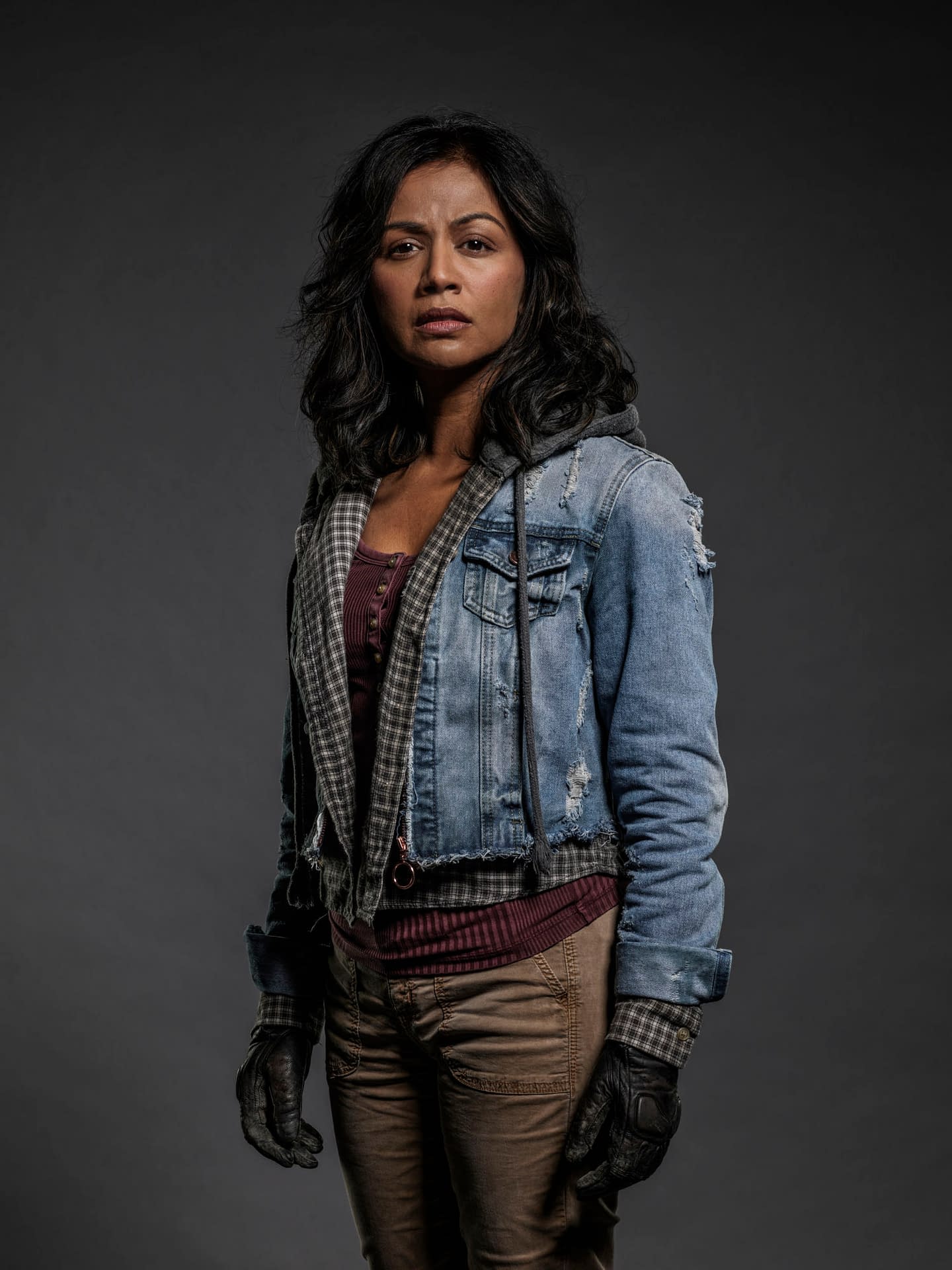 Fear the Walking Dead S08 Morgan, Madison & Grace Portraits Released