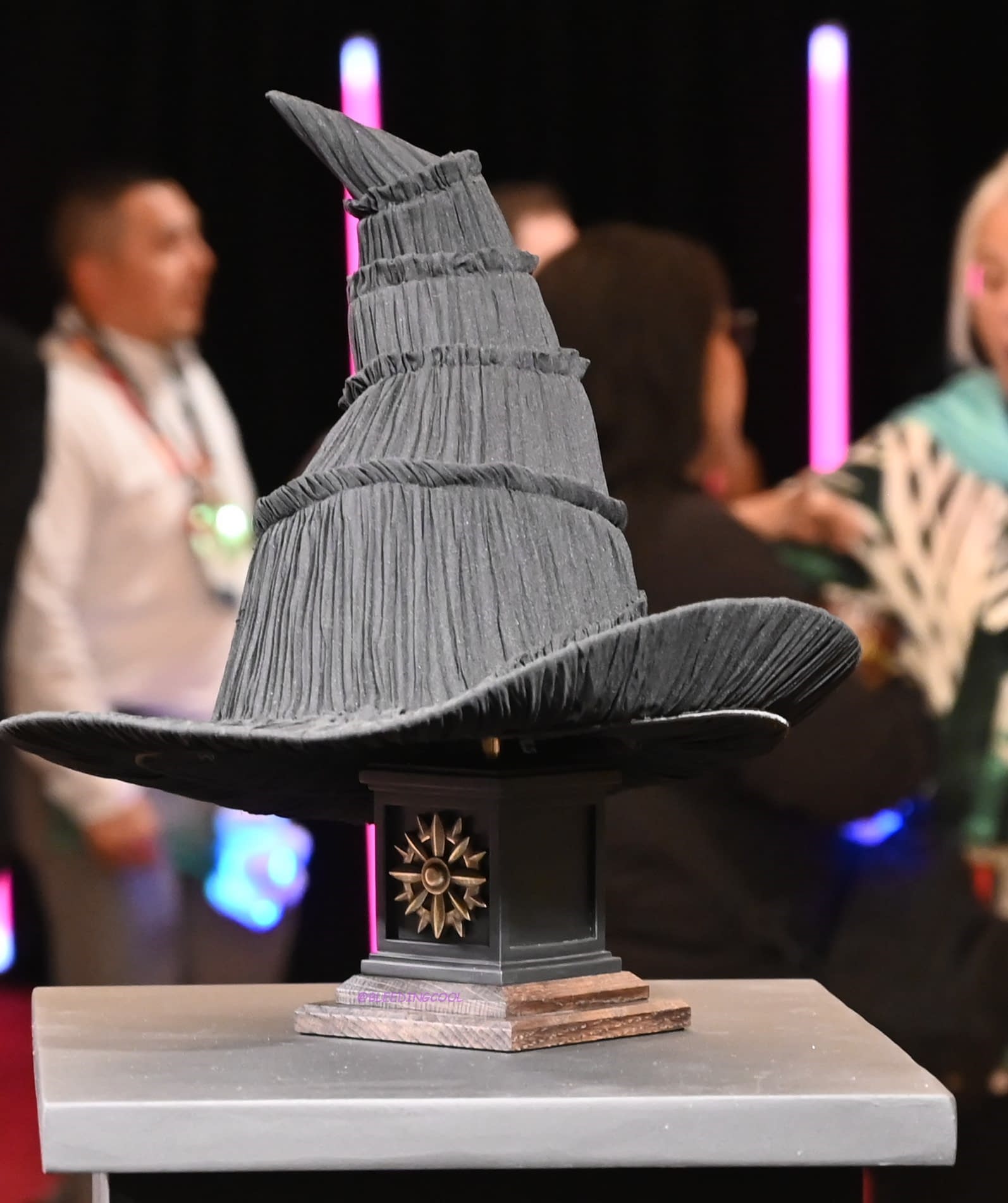 Wicked Costumes On Display At CinemaCon, And They Look Awesome