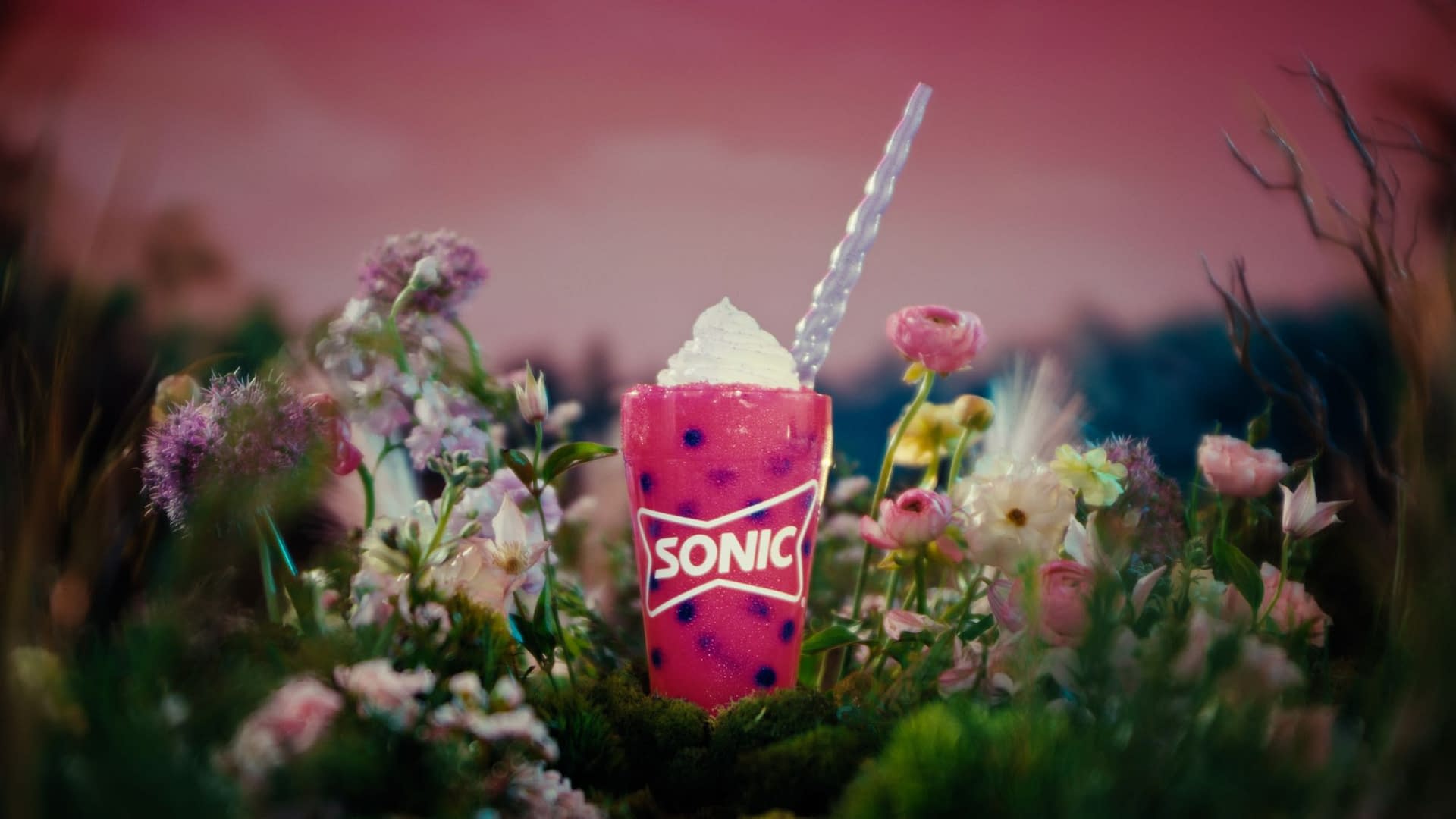 Sonic Drive-In Has Announced New Unicorn Dreams Slush & Straw