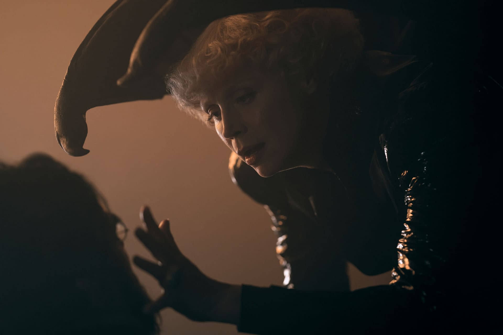 The Sandman Season 2 Sneak Peek: Dream Has a Message for Lucifer