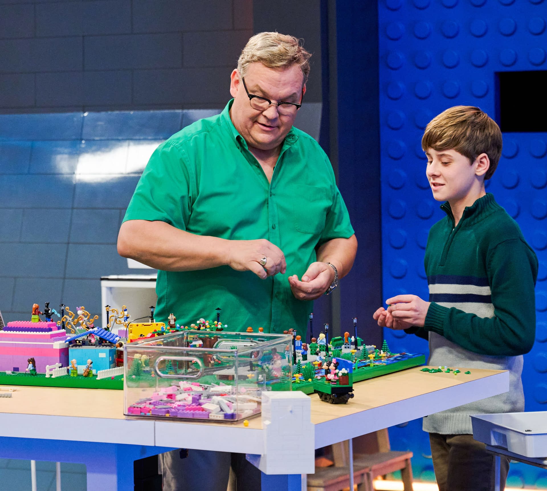 LEGO Masters Jr Debuts Tonight! S01E01: "Disney Train Ride" Preview
