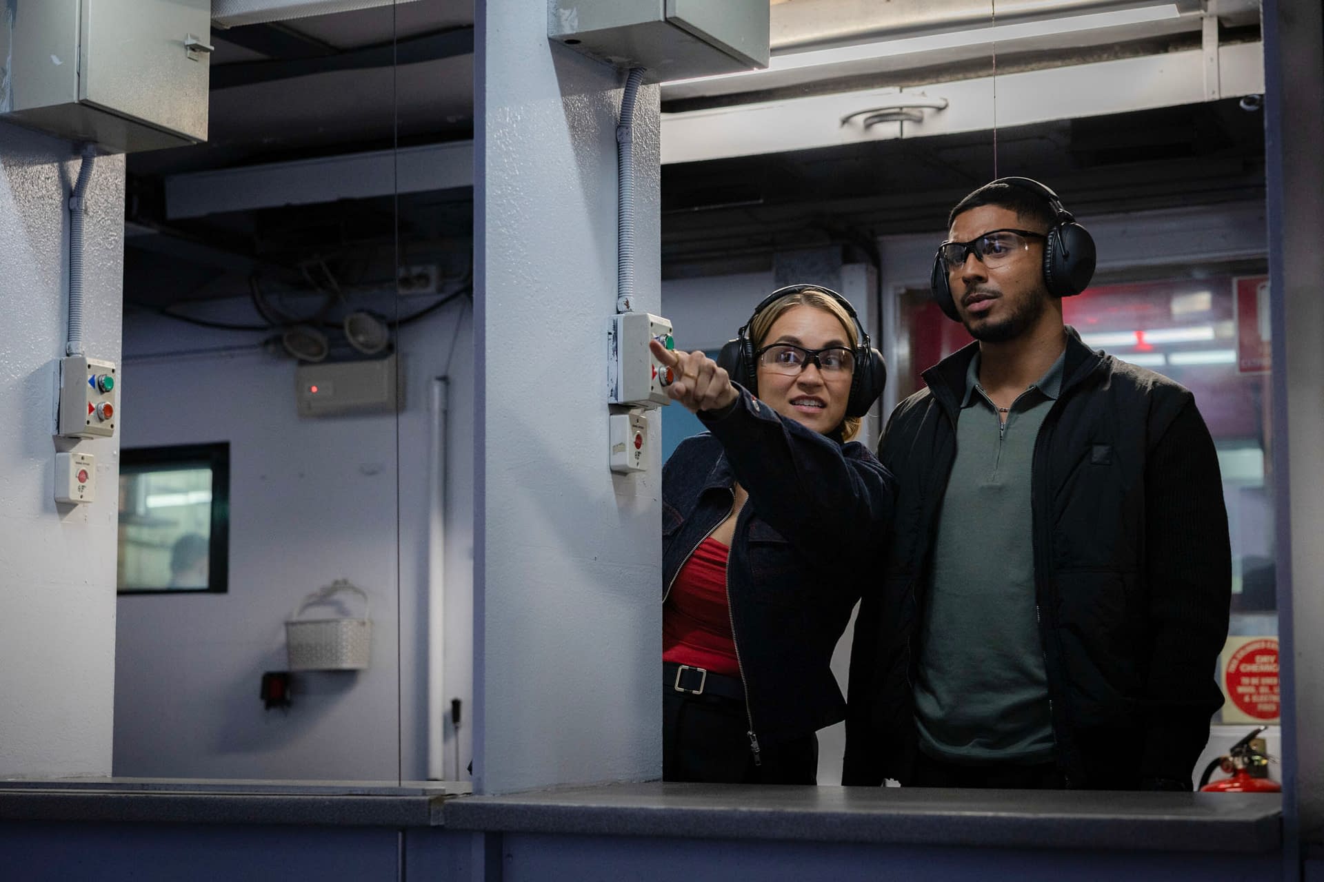 NCIS: Sydney S03E08: "Turkey Shoot" Preview: Vigilante Justice?