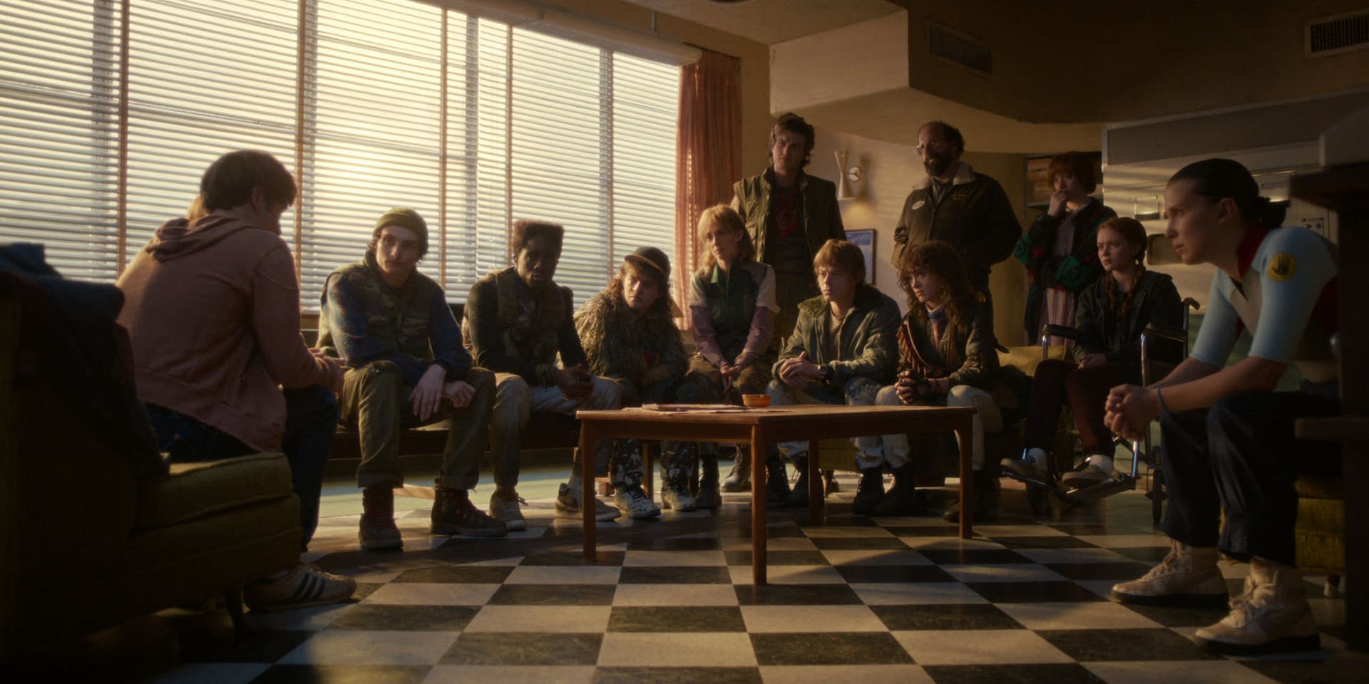 Stranger Things 5 Finale Trailer: Here's a Look at "The Rightside Up"