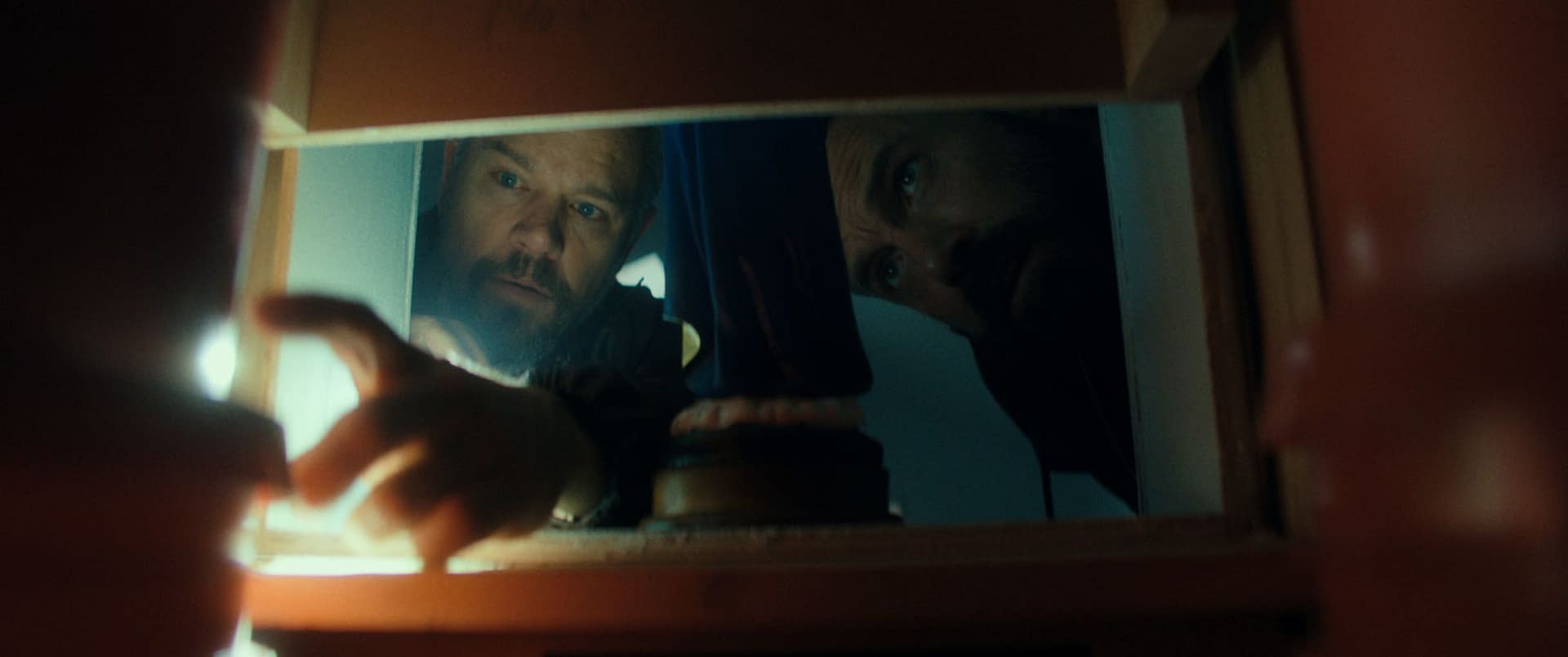 The Rip: Sneak Peek Of The New Ben Affleck & Matt Damon Film Released