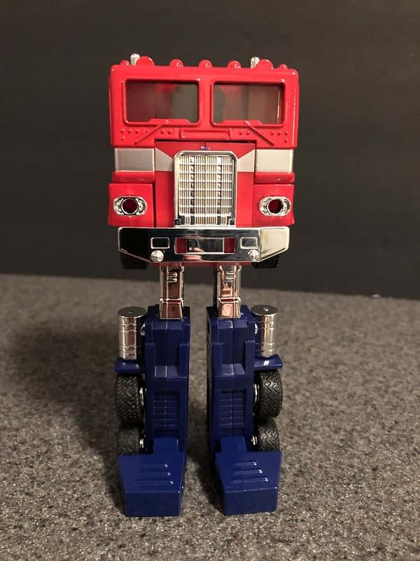 Hasbro's Walmart Exclusive G1 Reissue of Transformers Leader Optimus ...