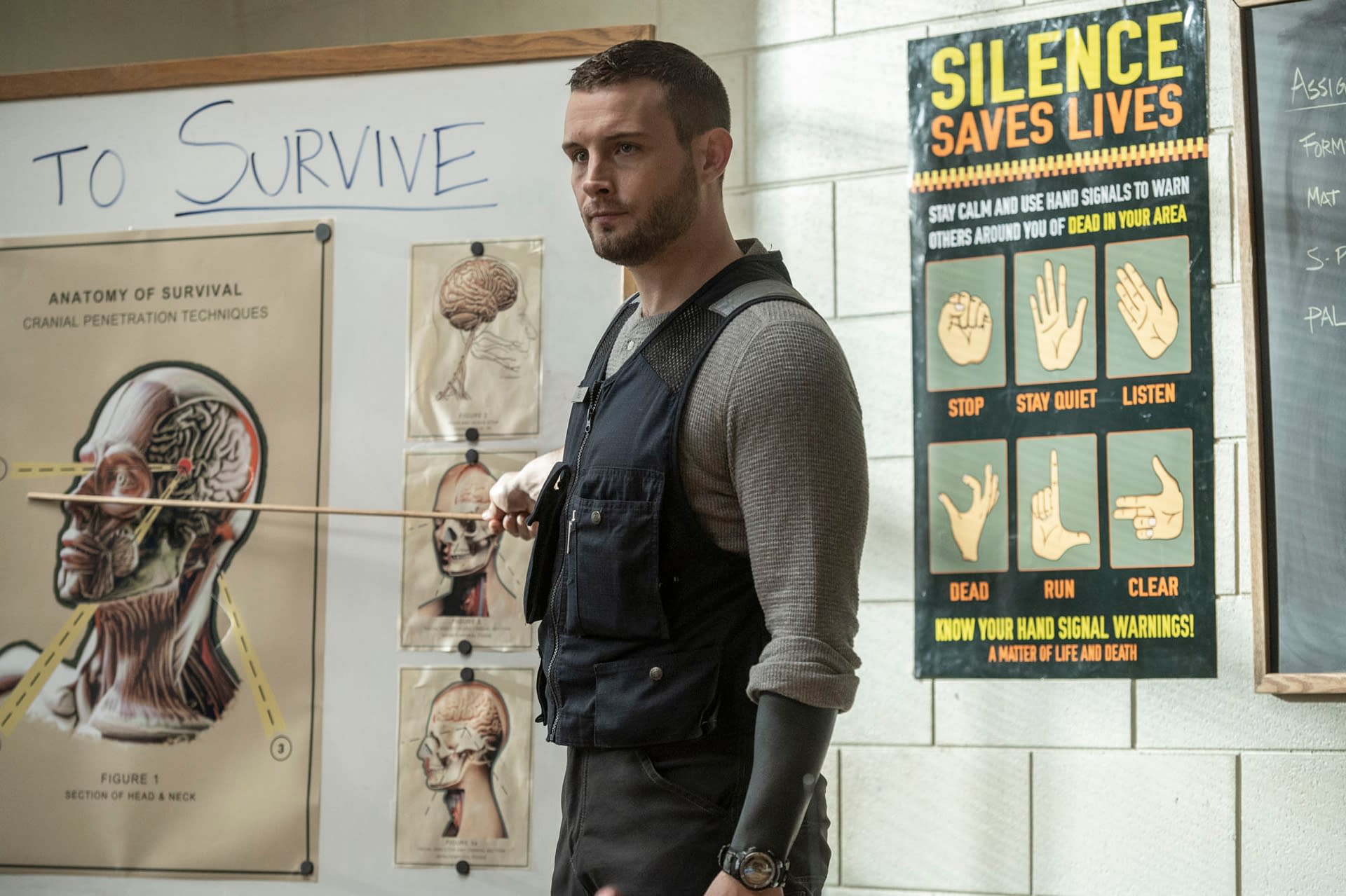 The Walking Dead: World Beyond Preview: Felix Has CRM Concerns