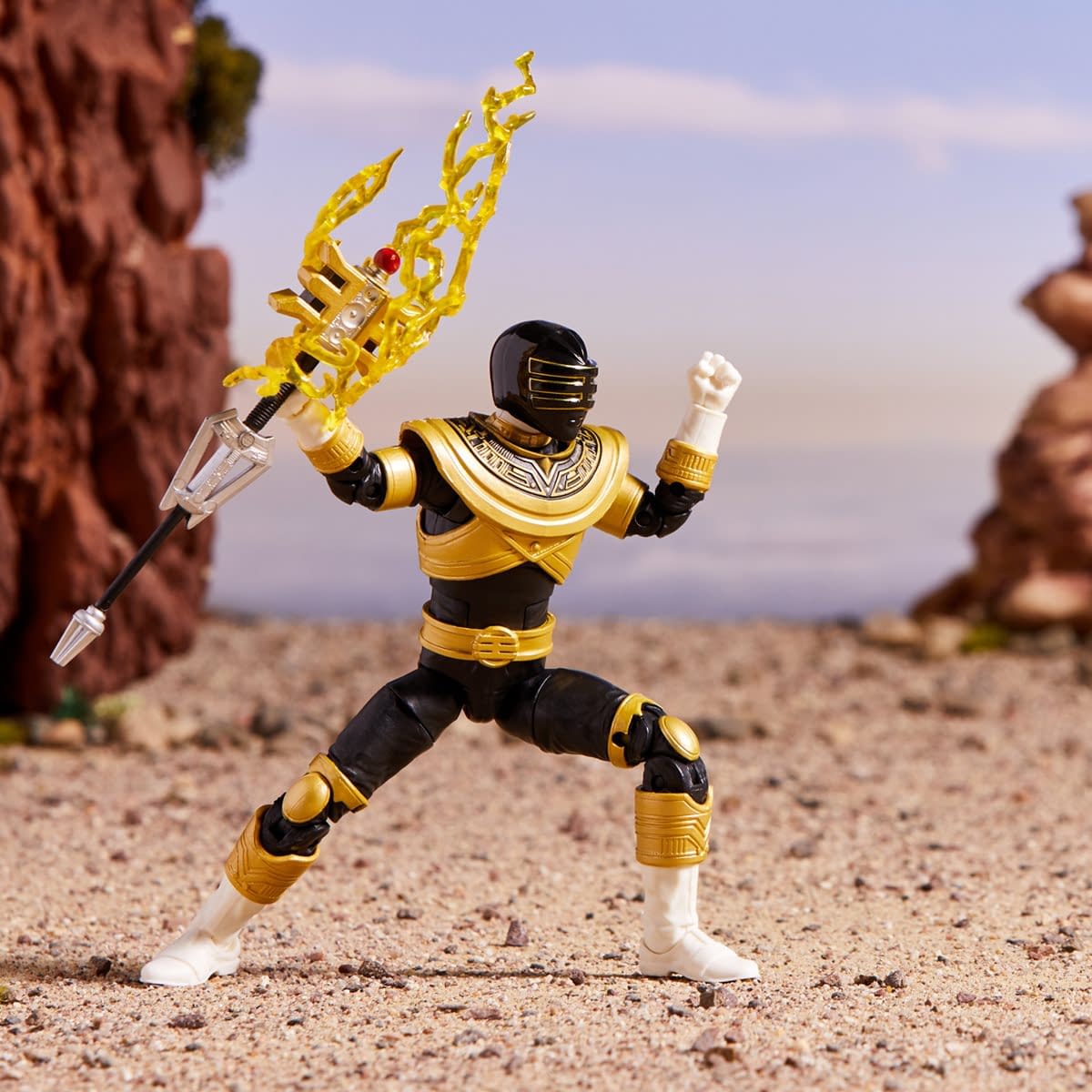 Hasbro Re-Releasing Popular Power Rangers Lighting Collection Figures